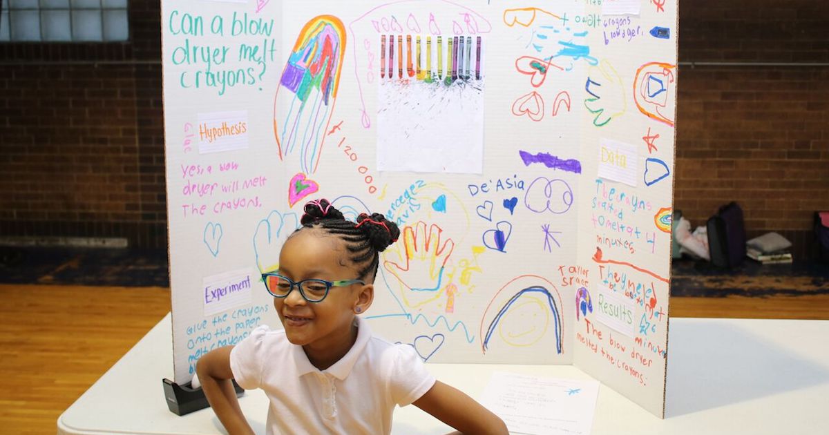 Photos from the 2018 Science Fair – Alain Locke | #1 Among Chicago ...